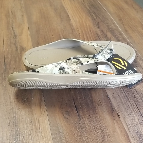 CROCS | Shoes | Crocs Mens Swiftwater Veil Whitetail Wave | Poshmark